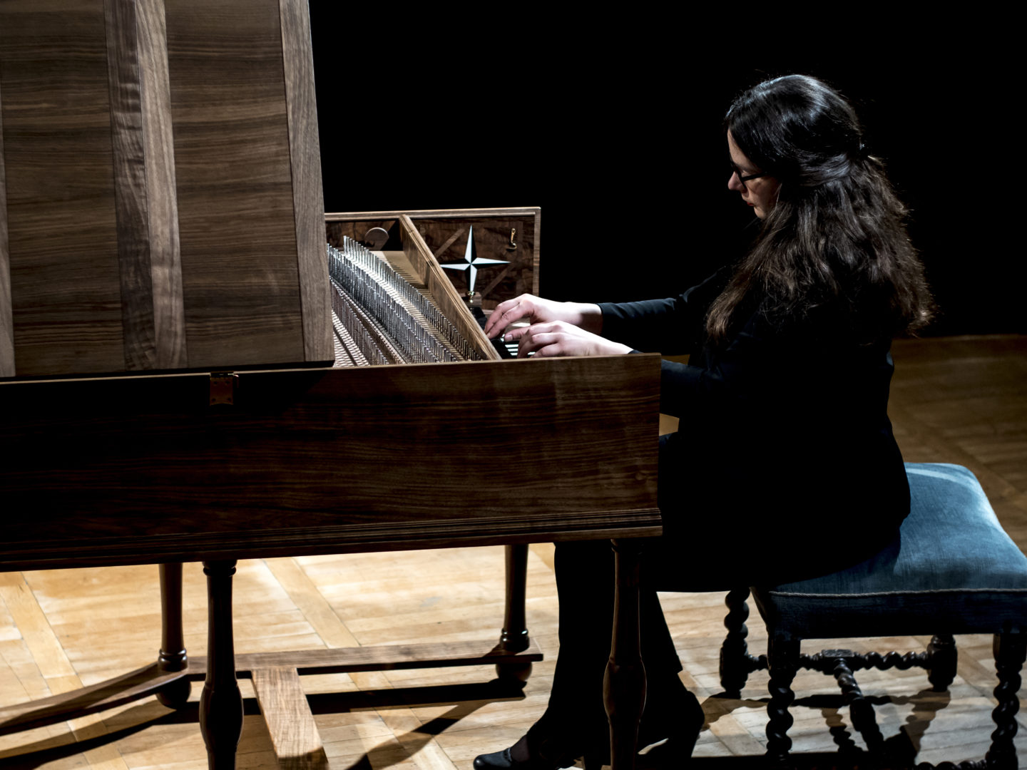 Medien Diskographie und Videos von Lea Suter